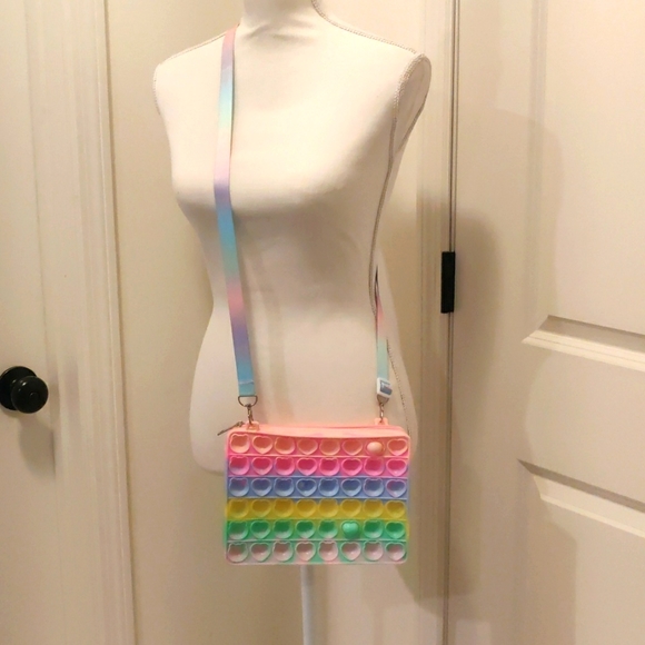 Justice | Accessories | Justice Girls Fidget Pink Purse | Poshmark